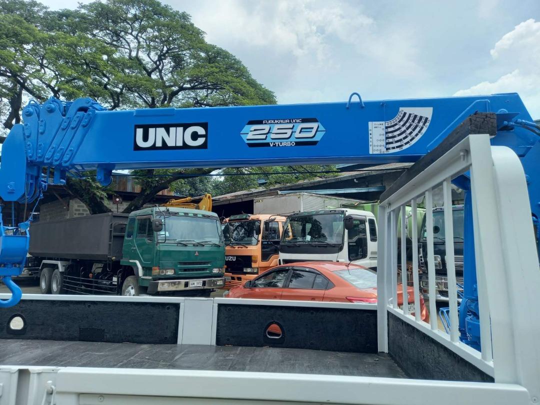 Isuzu boom crane 6section japan surplus, Special Vehicles, Heavy ...