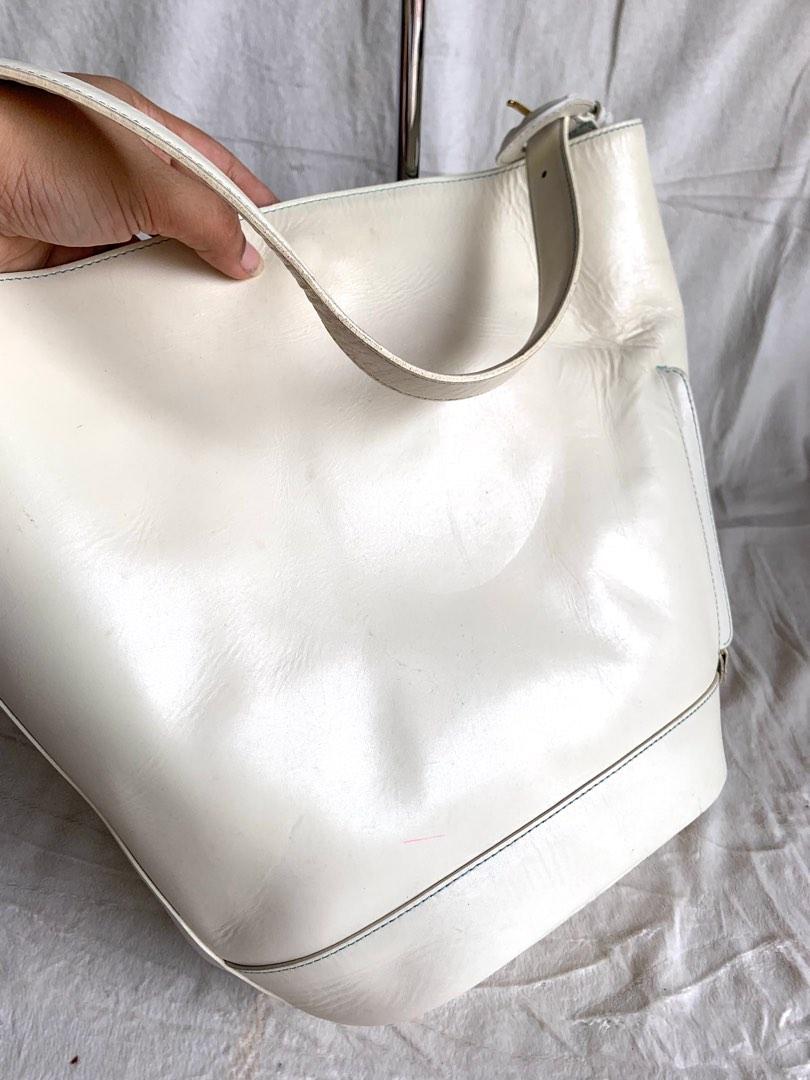 Kitamura Bucket-Style Shoulder Bag Med-Large Size, Women's Fashion ...