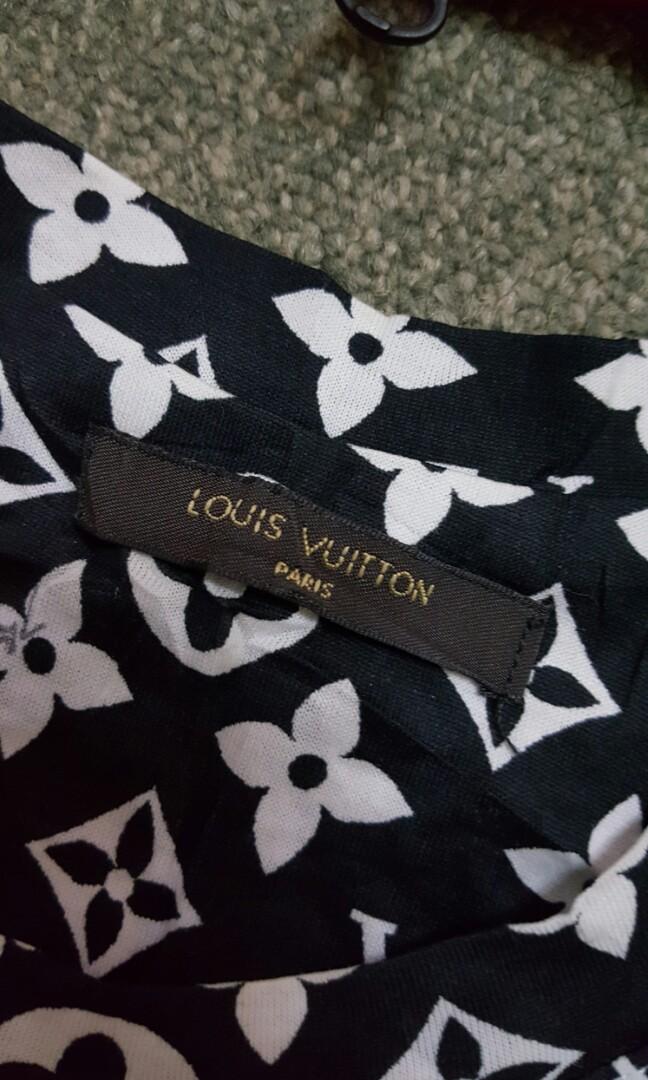Louis Vuitton X Supreme Monogram Print Tshirt, Luxury, Apparel on Carousell
