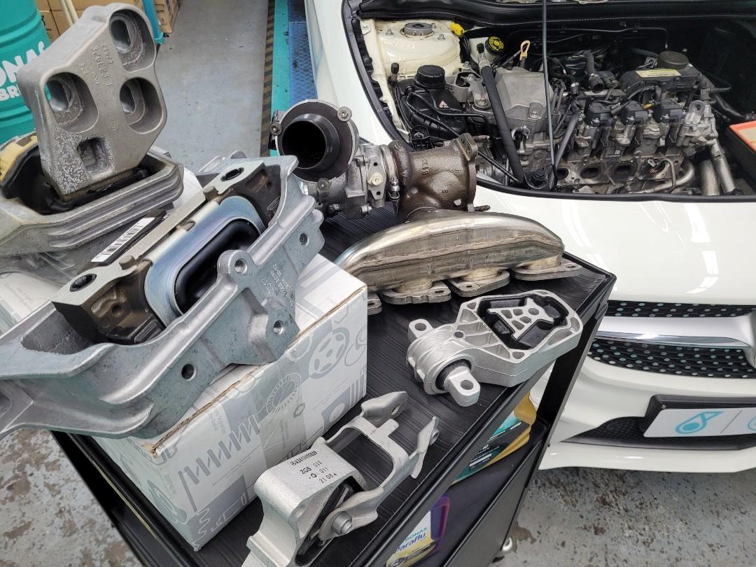 Mercedes Benz CLA (W117) General Servicing | Auto Transmission Fluid ...