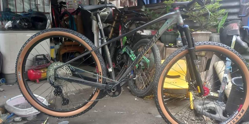 Mountainpeak Everest Pro 29eR FULL DEORE, Sports Equipment, Bicycles ...