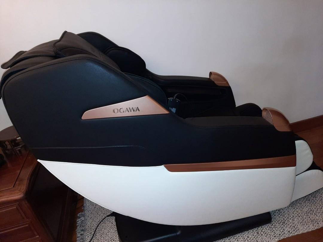 Ogawa Smart Jazz Massage Chair, Furniture & Home Living, Furniture ...