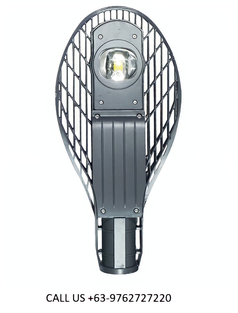 OPTILUX LED STREETLIGHT 40 WATTS COBRA TYPE, Commercial & Industrial ...
