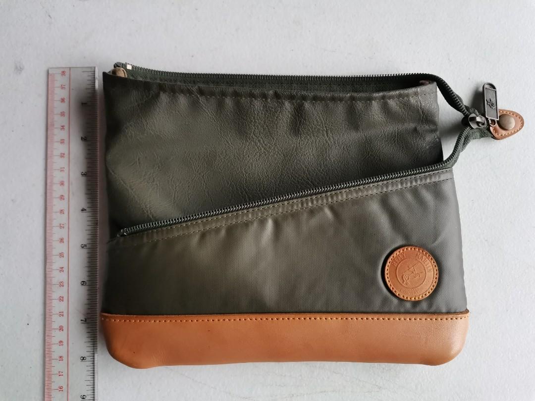 Remy Martin Pouch (limited edition), Women's Fashion, Bags & Wallets ...