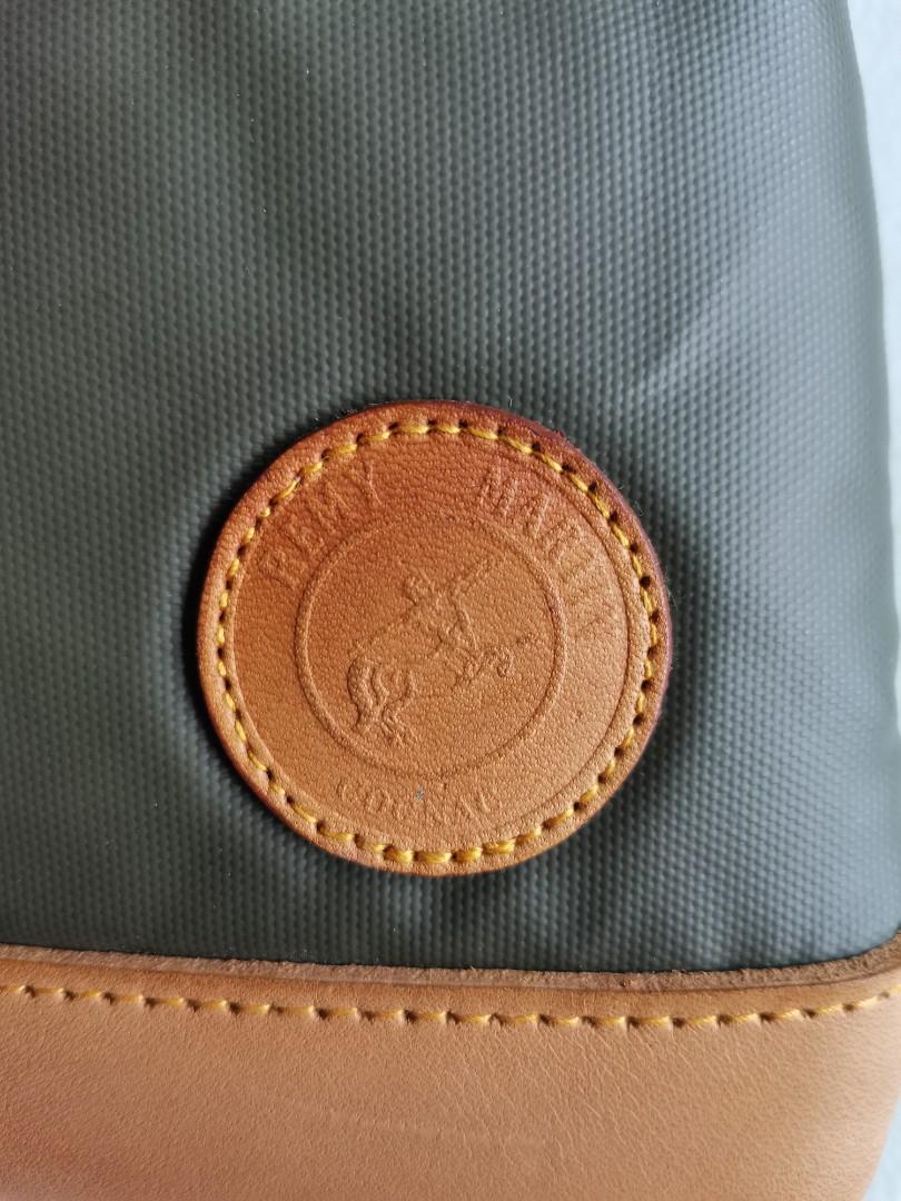 Remy Martin Pouch (limited edition), Women's Fashion, Bags & Wallets ...