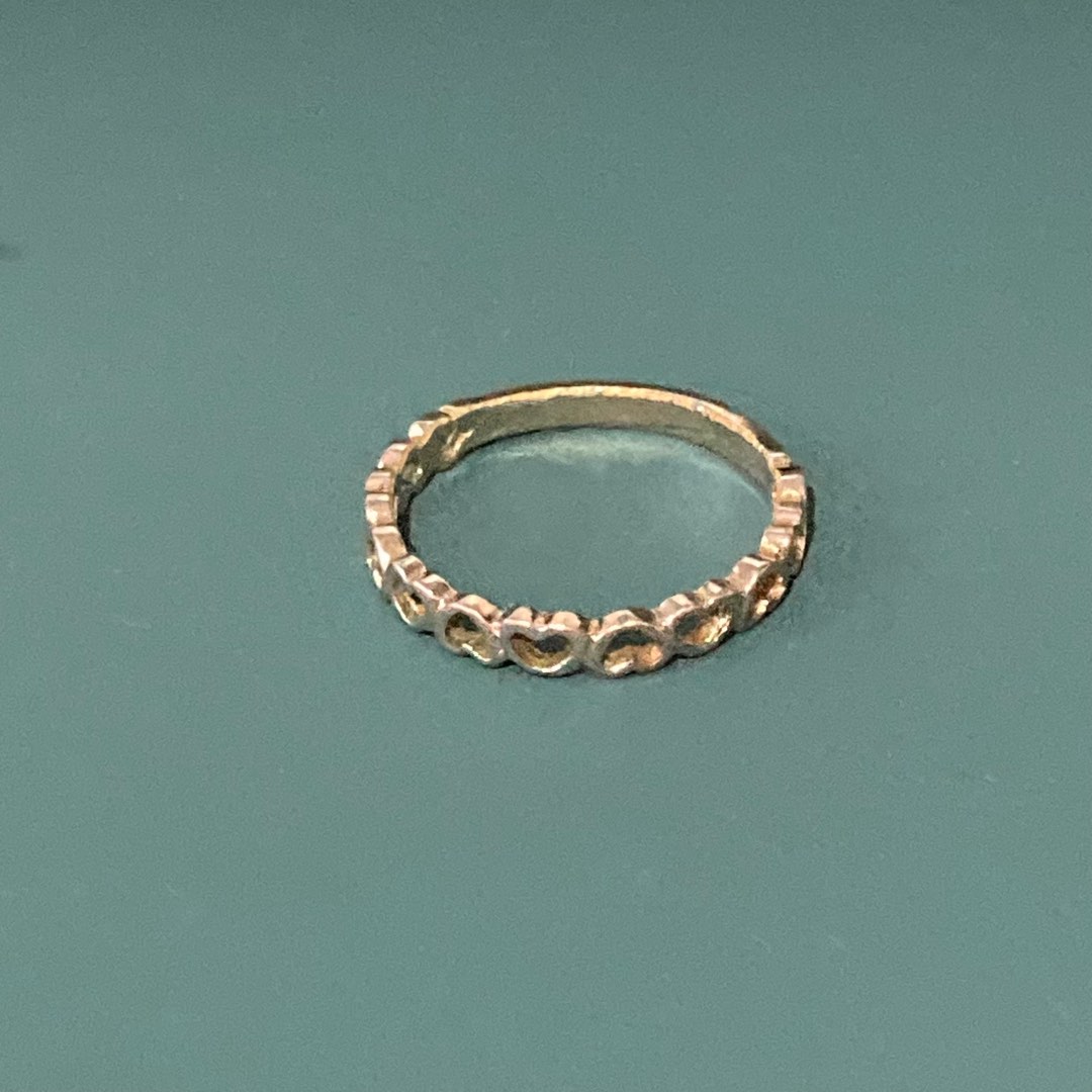 Ring for pointer finger - hearts, Women's Fashion, Jewelry & Organisers ...