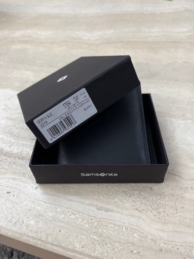 Samsonite wallet, Men's Fashion, Watches & Accessories, Wallets & Card ...