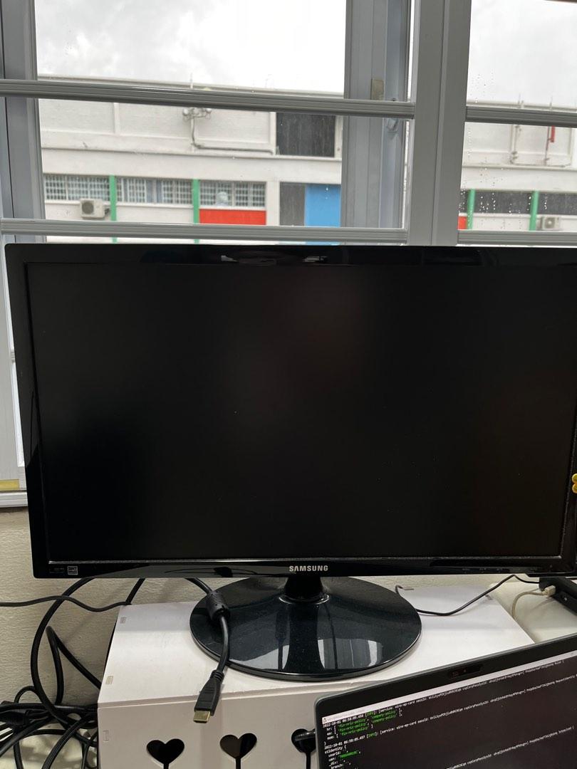 Samsung monitor TV LS24D300HS /XS 24", Computers & Tech, Parts ...
