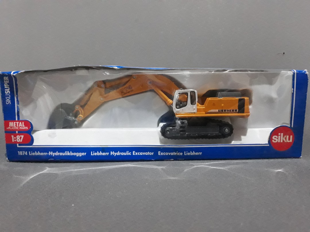 SIKU LIEBHERR HYDRAULIC EXCAVATOR, Hobbies & Toys, Toys & Games on ...