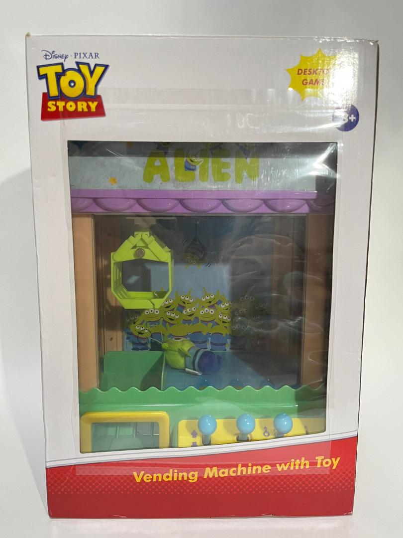 Toy Story [反斗奇兵] Vending Machine With Toy 三眼仔夾公仔機, 興趣及遊戲, 玩具 & 遊戲類 ...