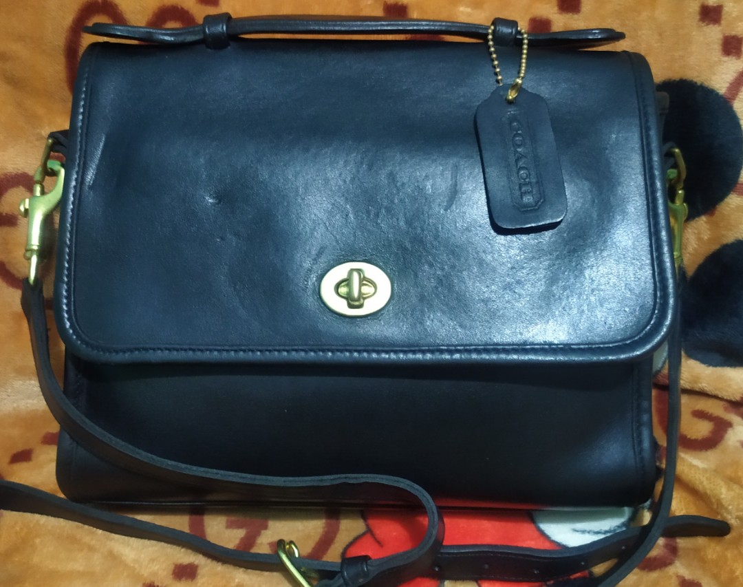 Vintage Coach Court Bag, Luxury, Bags & Wallets on Carousell