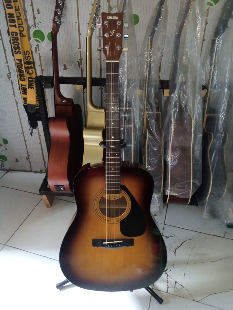 Yamaha f310 original preamp fishman kw, Musik & Media, Alat di Carousell