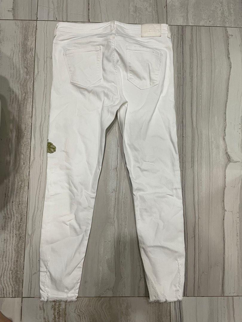 Zara white embroidered jeans, Women's Fashion, Bottoms, Jeans on Carousell