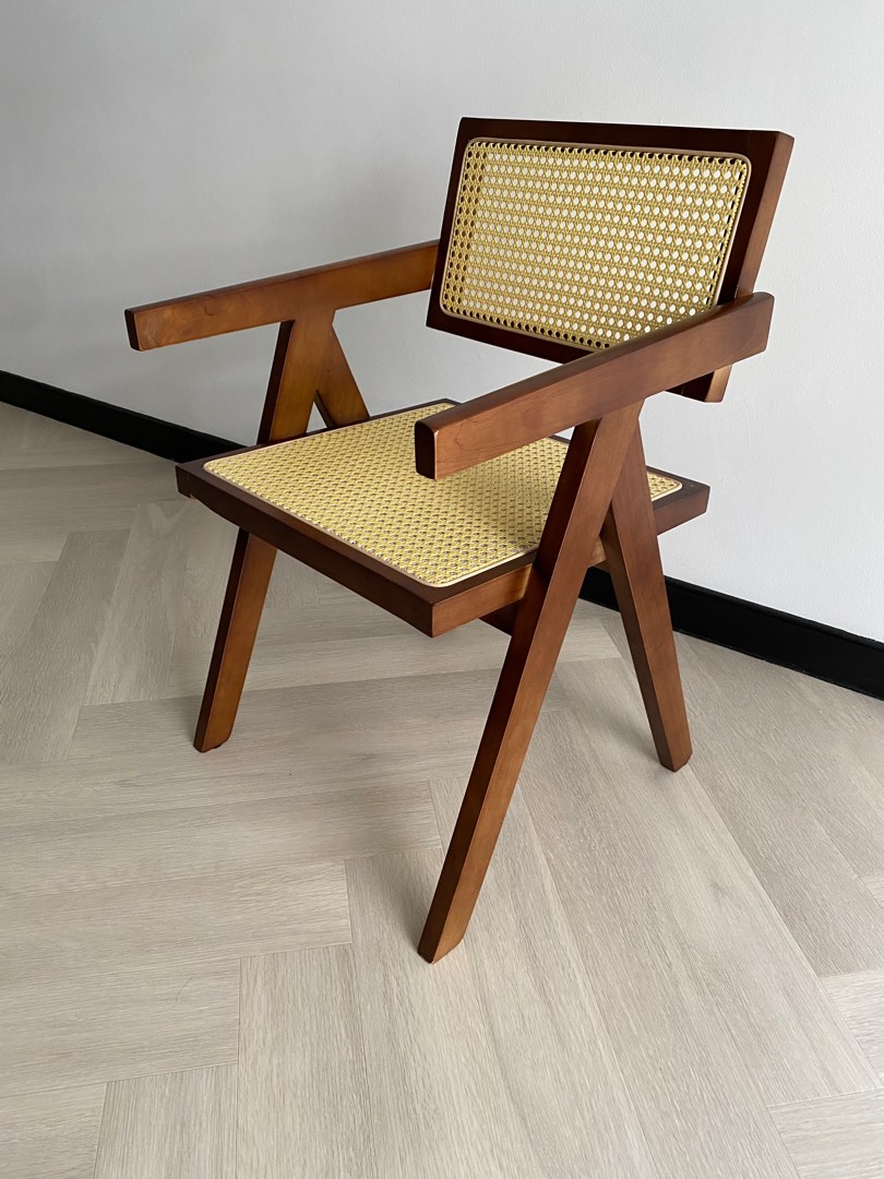 1 beautiful instagramable Rattan dining room chair. Sturdy with a ...