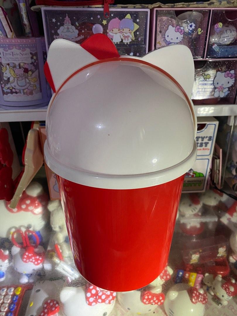 2005 Hello Kitty Trash Bin, Hobbies & Toys, Memorabilia & Collectibles ...