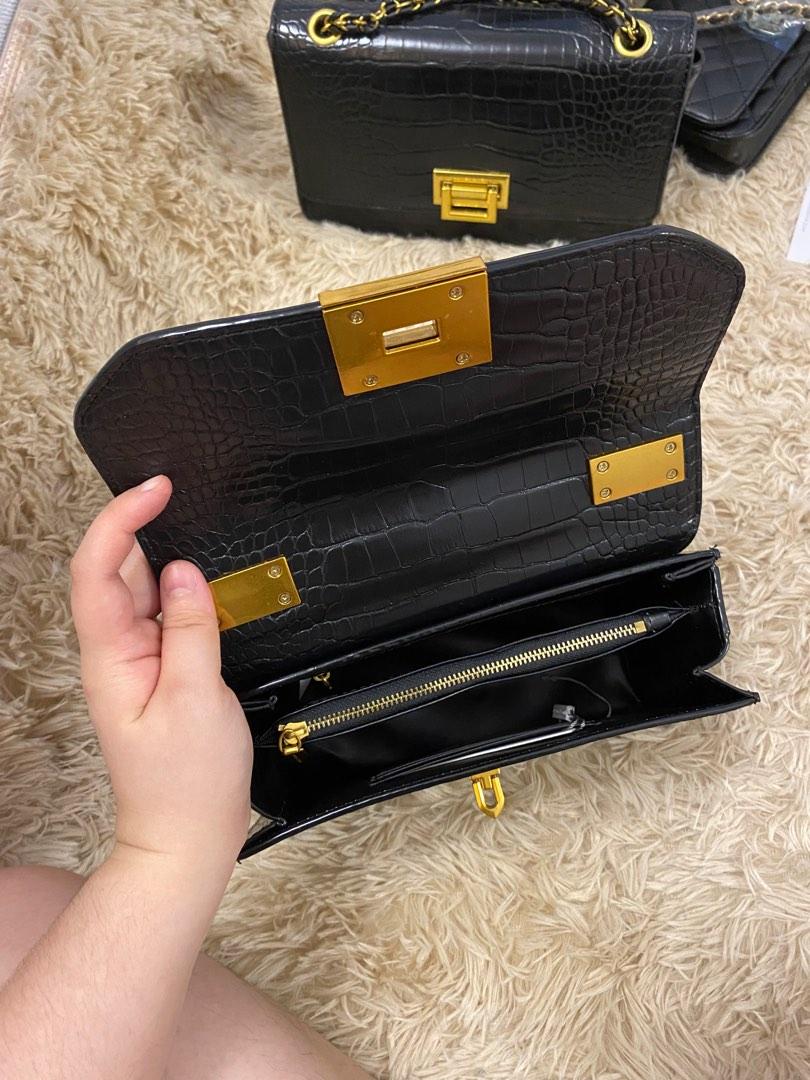 2 way mall pull out bag, Women's Fashion, Bags & Wallets, Shoulder Bags ...