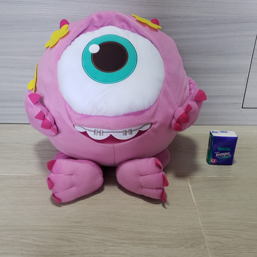 怪獸大學 大眼仔 粉紅色油漆版 有牌, 興趣及遊戲, 玩具 & 遊戲類 - Carousell