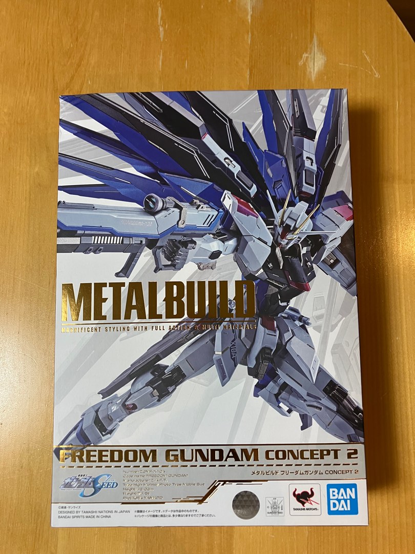 特價品 全新 Metal Build Freedom Gundam Concept 2.0 mb 自由 高達, 男裝, 手錶及配件, 飾物架 ...