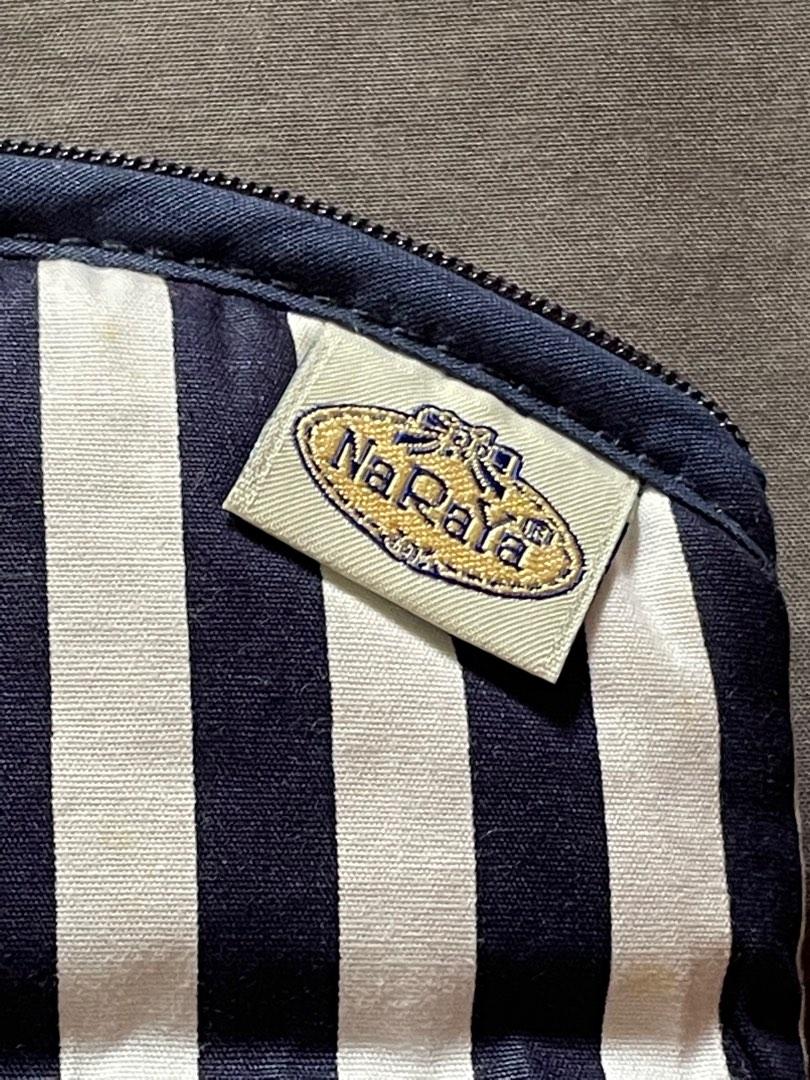 💖 NaRaYa Pouch., Women's Fashion, Bags & Wallets, Purses & Pouches on ...