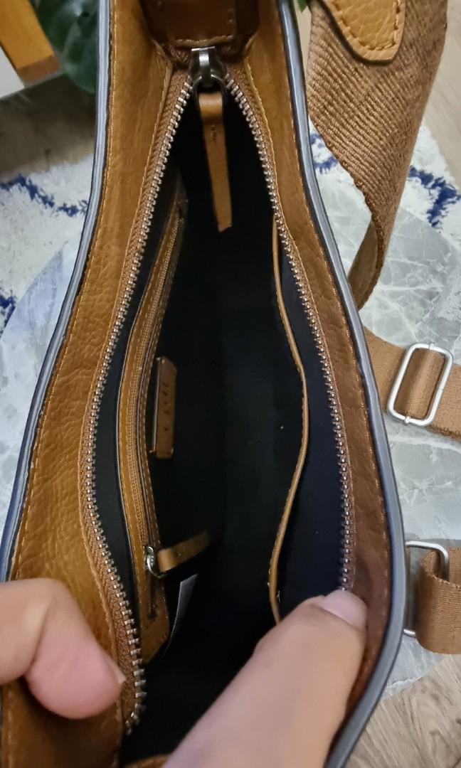 Authentic J.Jill Genuine Leather Crossbody Unisex Bag, Men's Fashion ...