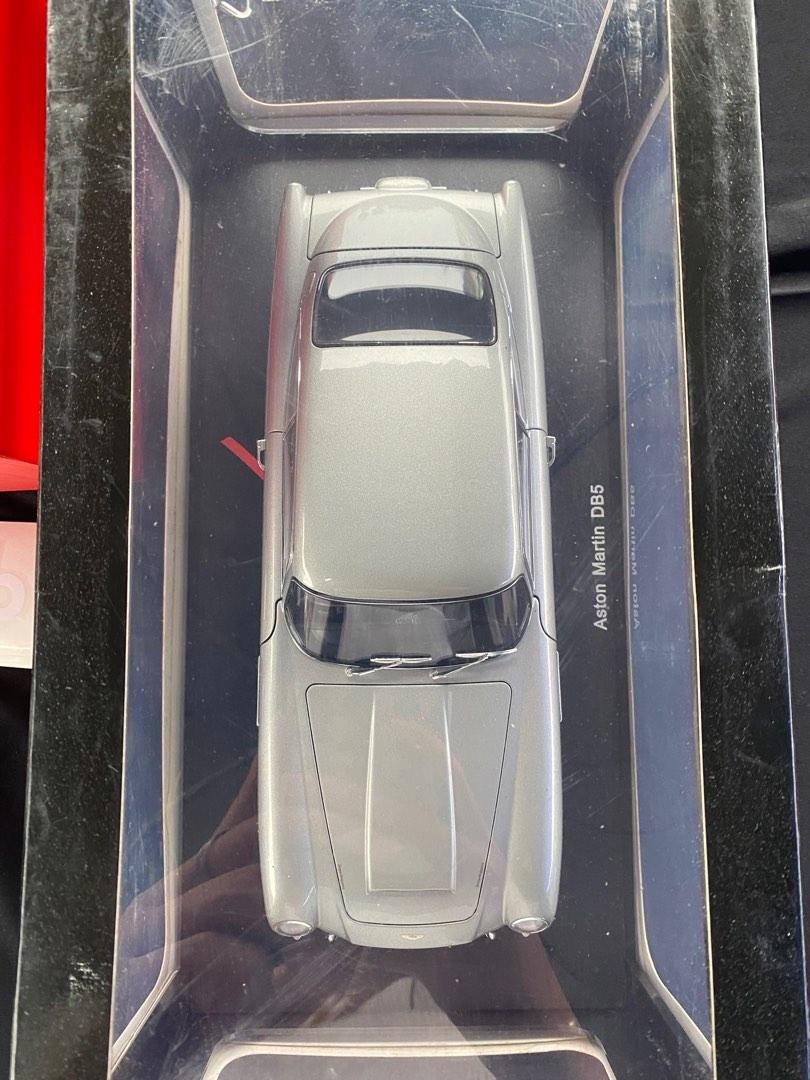 Autoart Millennium Aston Martin DB5 1964 - Silver (1:18 scale), Hobbies ...