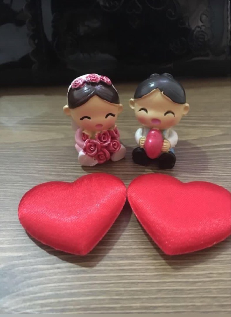 BNIB Wedding Couple Mini Figurine, Hobbies & Toys, Stationery & Craft ...