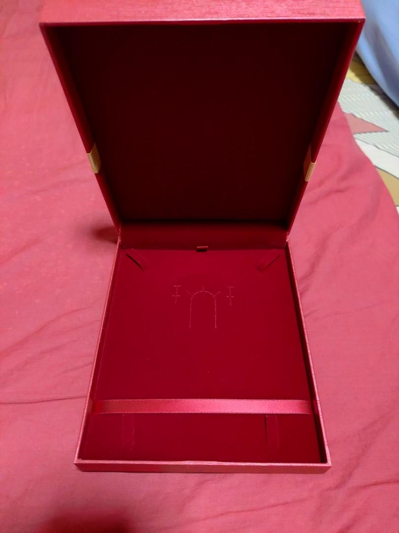 Brand new Goldheart Si Dian Jin Box, Women's Fashion, Jewelry ...