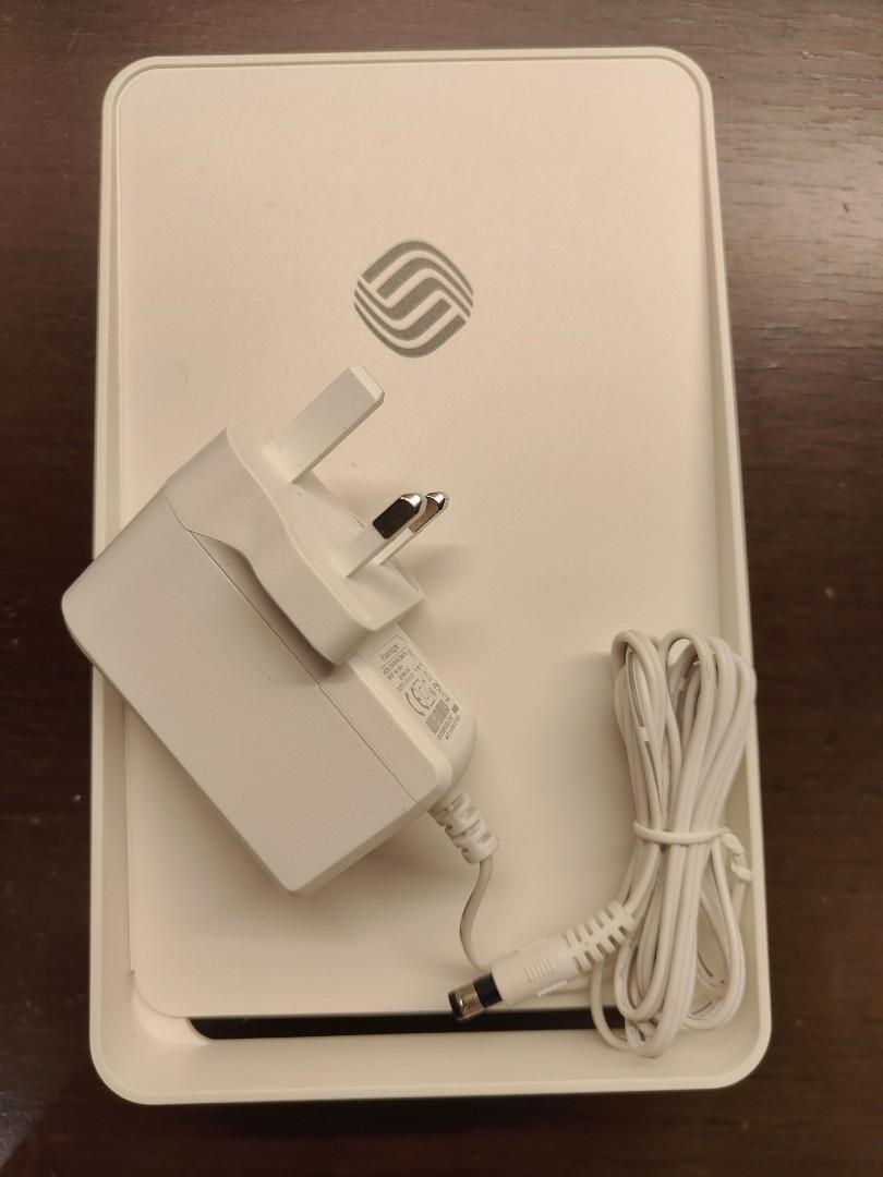 CMHK One Gateway Small Router, 電腦＆科技, 電腦周邊及配件, Wifi及上網相關產品 - Carousell