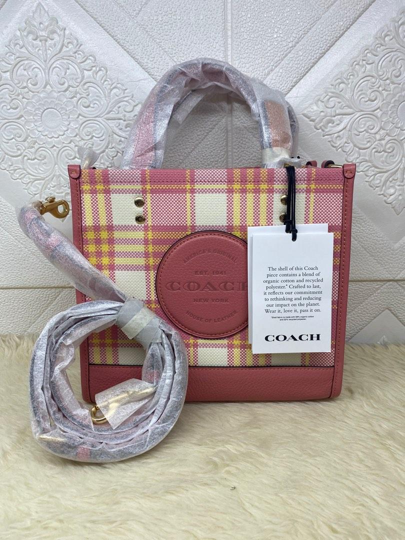 Coach Dempsey 22, Women's Fashion, Bags & Wallets, Cross-body Bags on ...