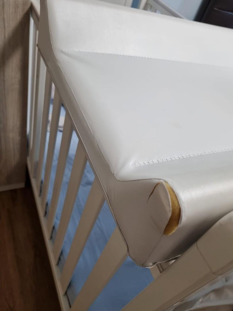 (free) Cot Diaper Mat, Babies & Kids, Baby Nursery & Kids Furniture ...