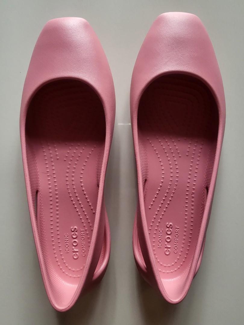 Crocs Sloane, Women's Fashion, Footwear, Flats on Carousell