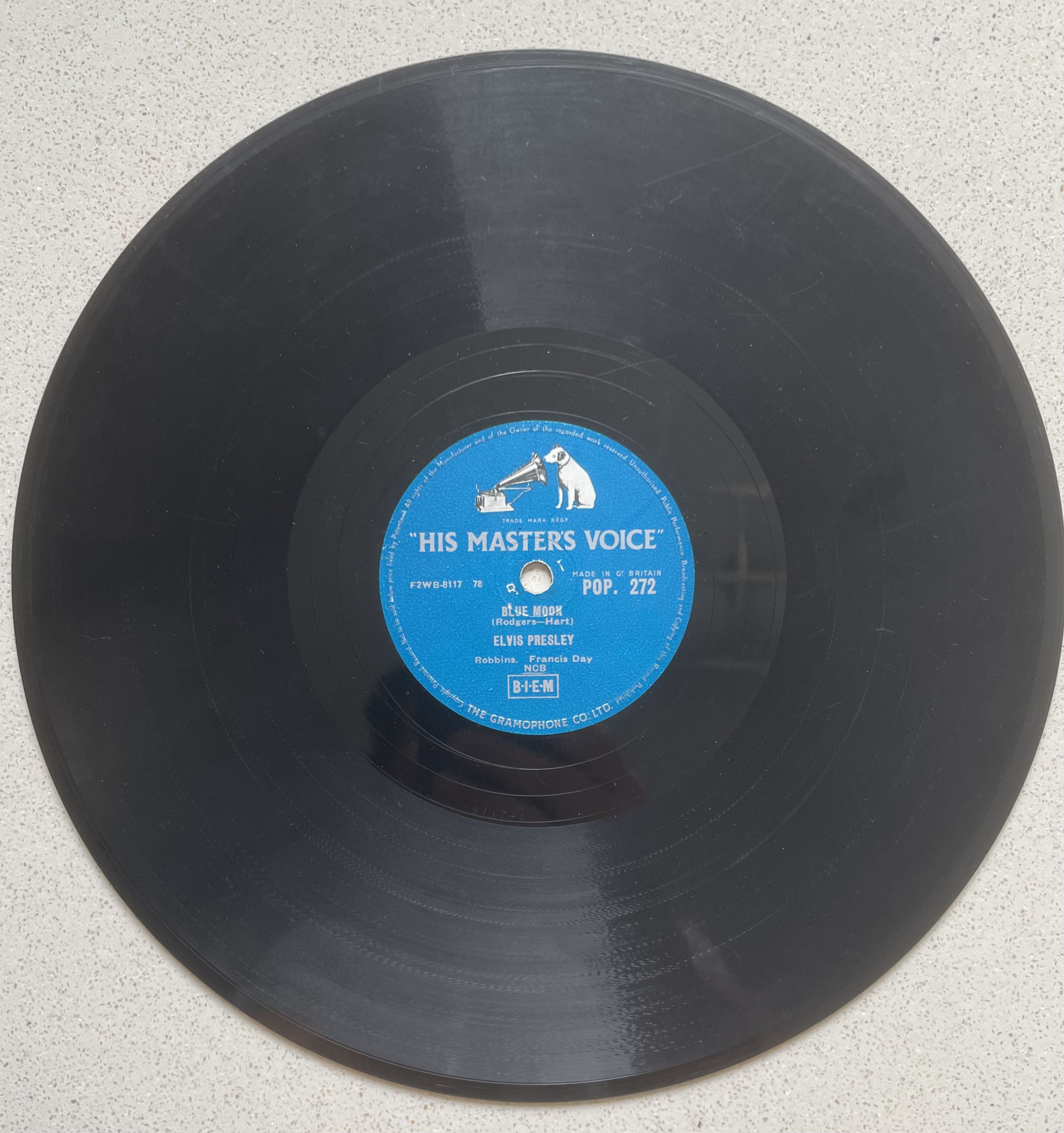 Elvis Presley - Blue Moon - 78 rpm, Hobbies & Toys, Music & Media ...
