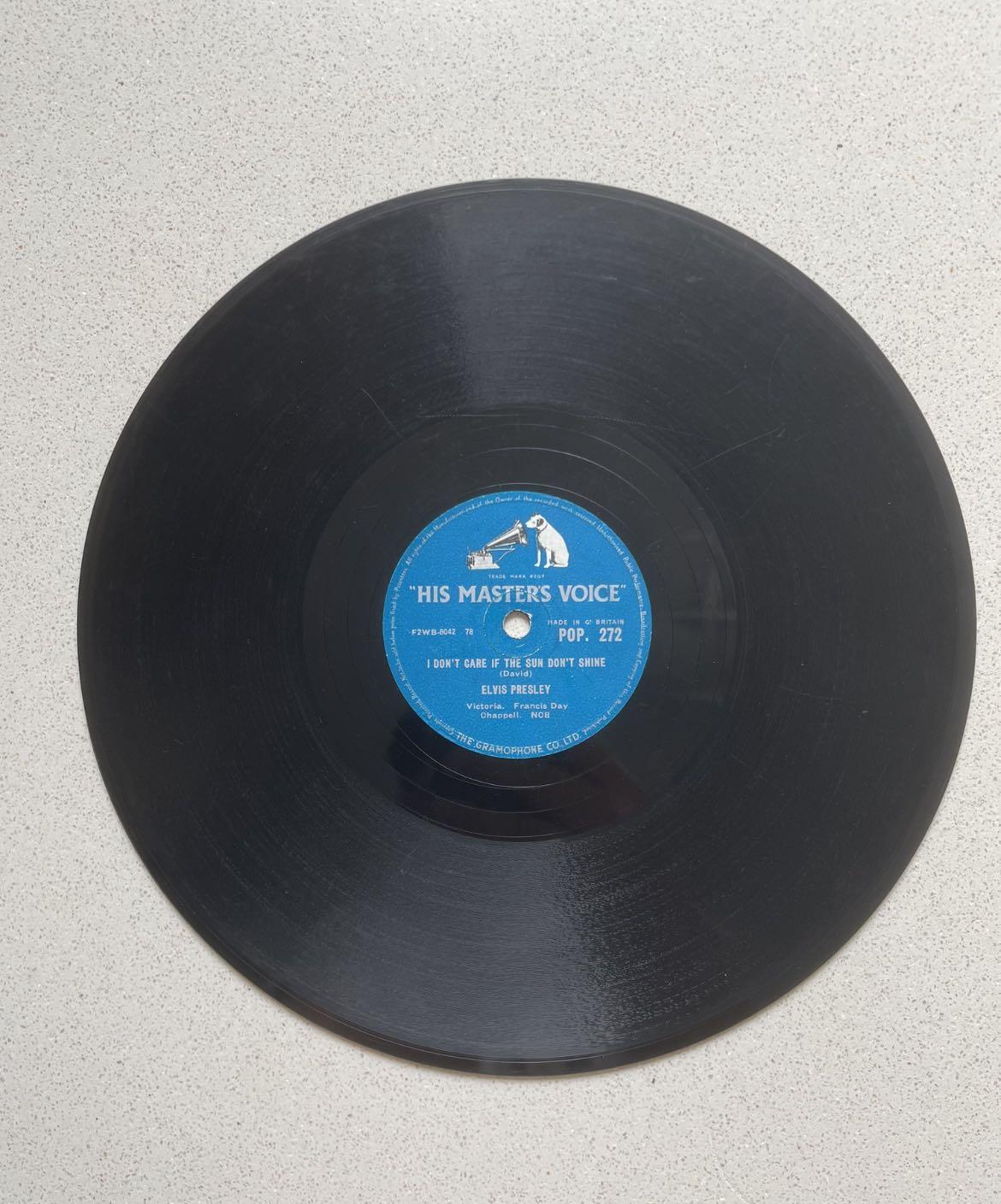 Elvis Presley - Blue Moon - 78 rpm, Hobbies & Toys, Music & Media ...