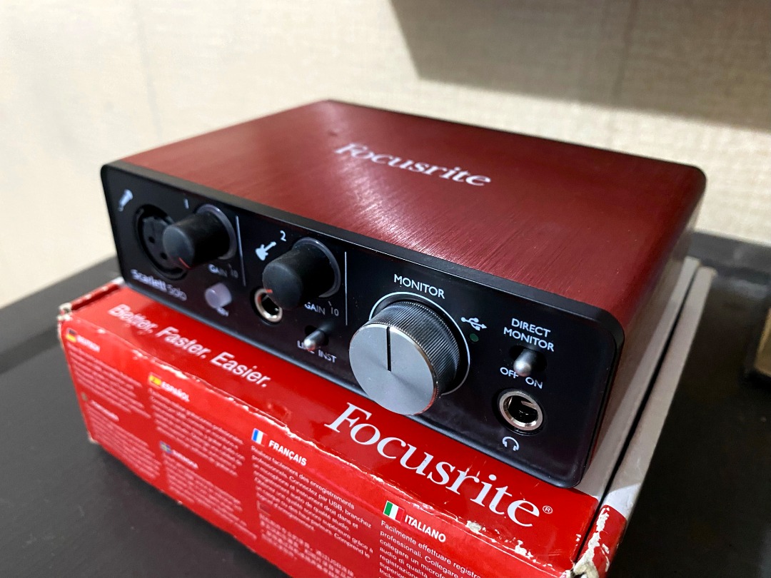 Focusrite Scarlette Gen 2 Audio Interface, Hobbies & Toys, Music ...