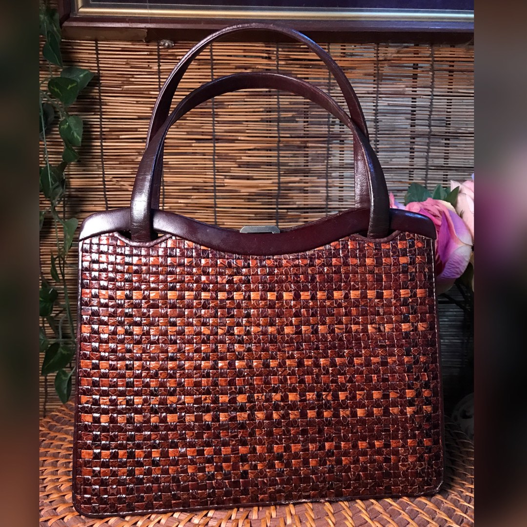 Genuine SNAKE BANIG style Vintage bag, Luxury, Bags & Wallets on Carousell