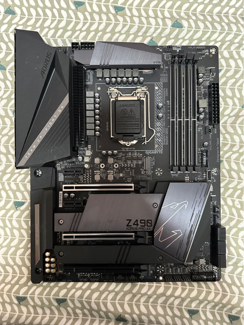 Gigabyte Aorus Z490 Pro AX motherboard , 電腦＆科技, 桌上電腦 - Carousell