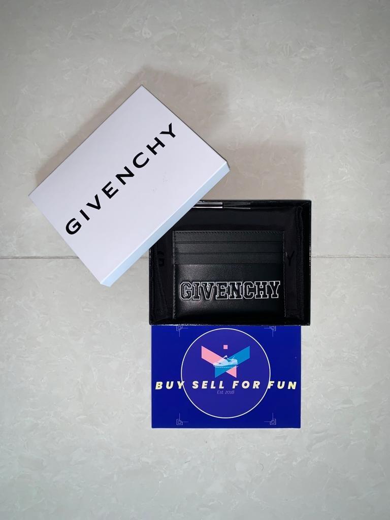 GIVENCHY NEW LOGO BLACK CARD HOLDER, Men's Fashion, Watches ...