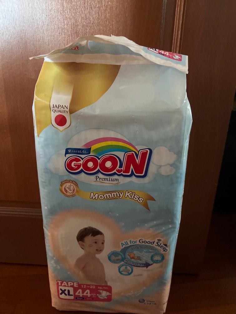 Goo.n goon mommy kiss XL tape diapers, Babies & Kids, Bathing ...