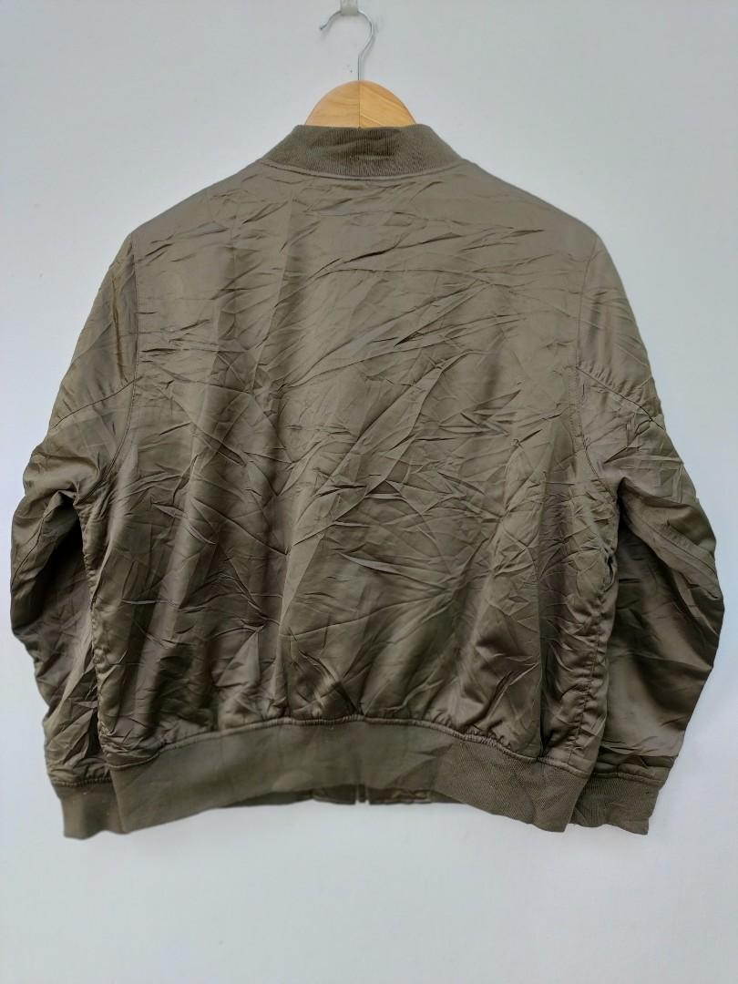 Gu Bomber Jacket, Men's Fashion, Coats, Jackets and Outerwear on Carousell