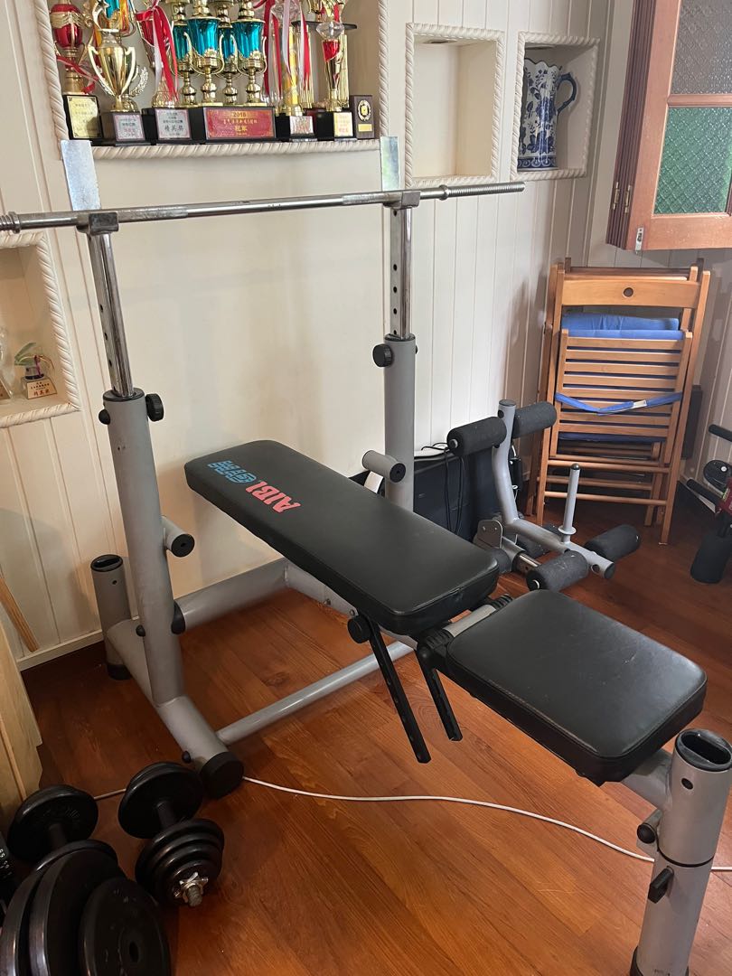 Gym bench and weights, Sports Equipment, Exercise & Fitness, Weights ...