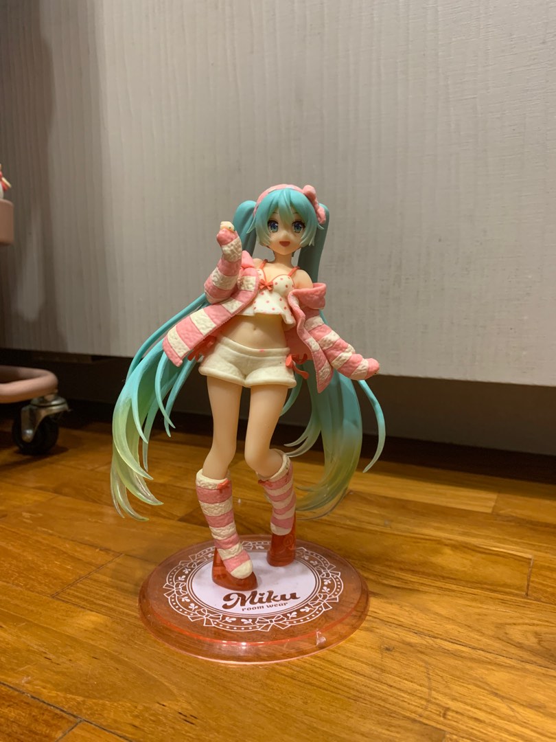 Hatsune Miku room wear figurine, Hobbies & Toys, Toys & Games on Carousell