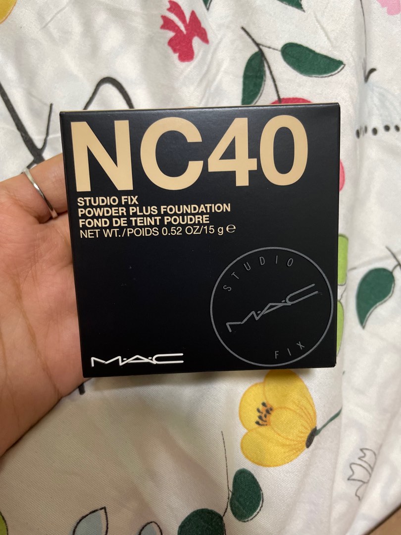 MAC Powder Plus Foundation NC40 NEW, Beauty & Personal Care, Face ...