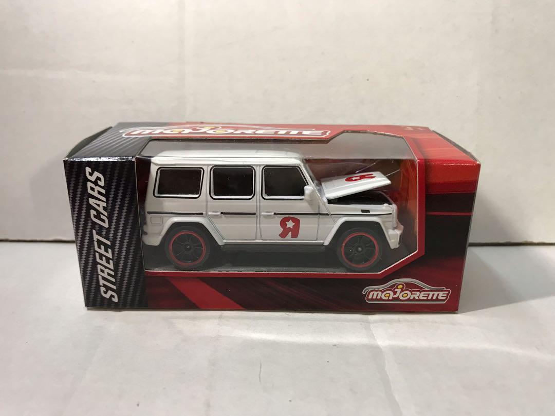 Majorette Mercedes Benz G Class Toysrus, 興趣及遊戲, 玩具 & 遊戲類 - Carousell
