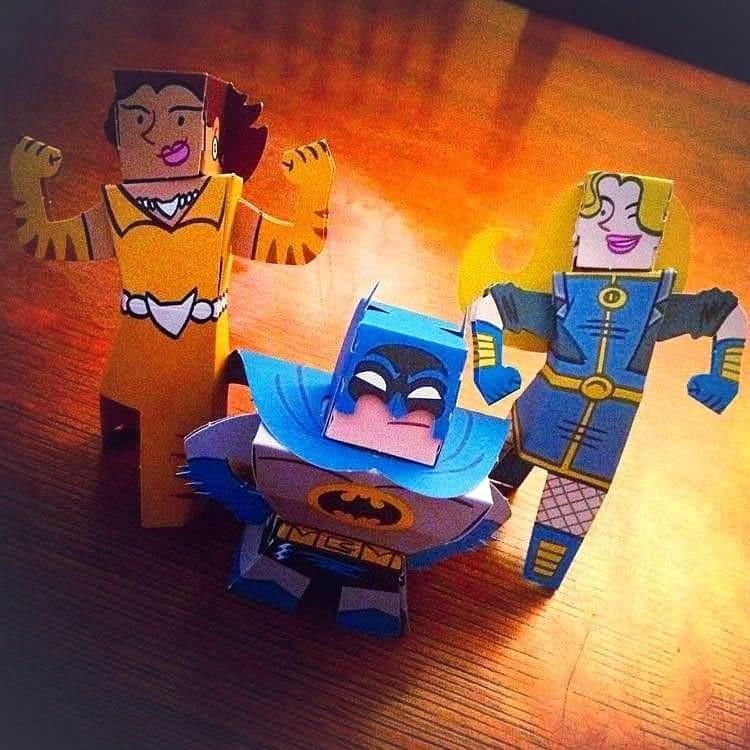 MARVEL SUPER HEROES PAPERCRAFT, Hobbies & Toys, Books & Magazines ...