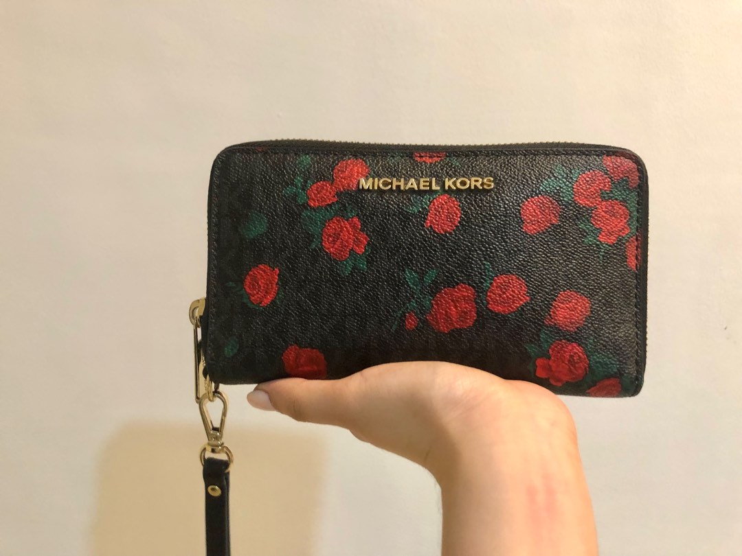 Michael Kors rose wallet, Women's Fashion, Bags & Wallets, Wallets ...