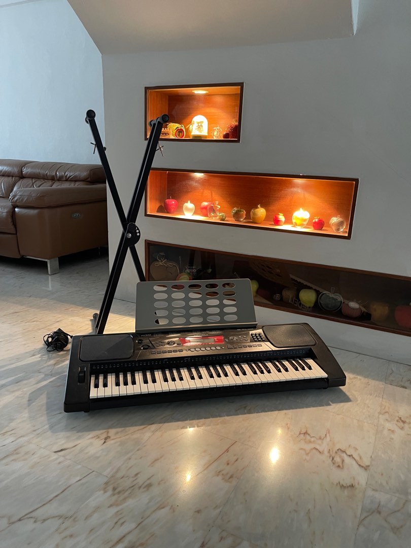 MIDI Medeli M30 Electronic Keyboard, Hobbies & Toys, Music & Media ...