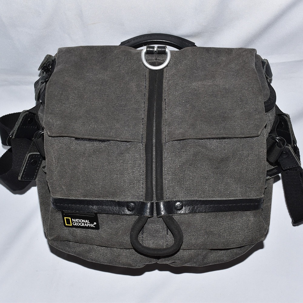 National Geographic Professional Waterproof Camera Bag, Photography ...