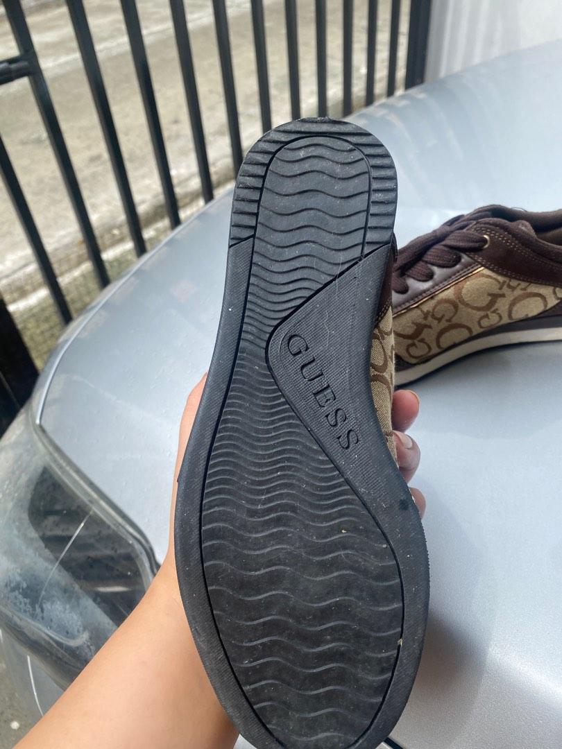 Original guess shoes, Women's Fashion, Footwear, Sneakers on Carousell