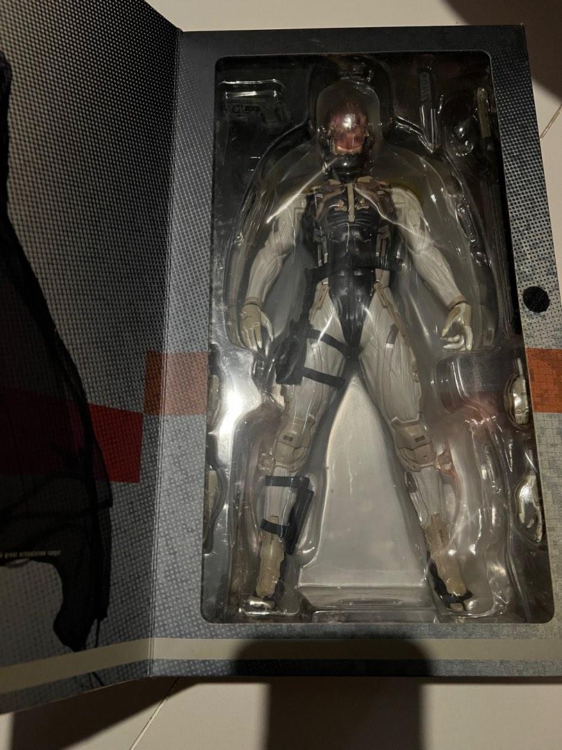 real action heroes Raiden MGS4, Hobbies & Toys, Toys & Games on Carousell