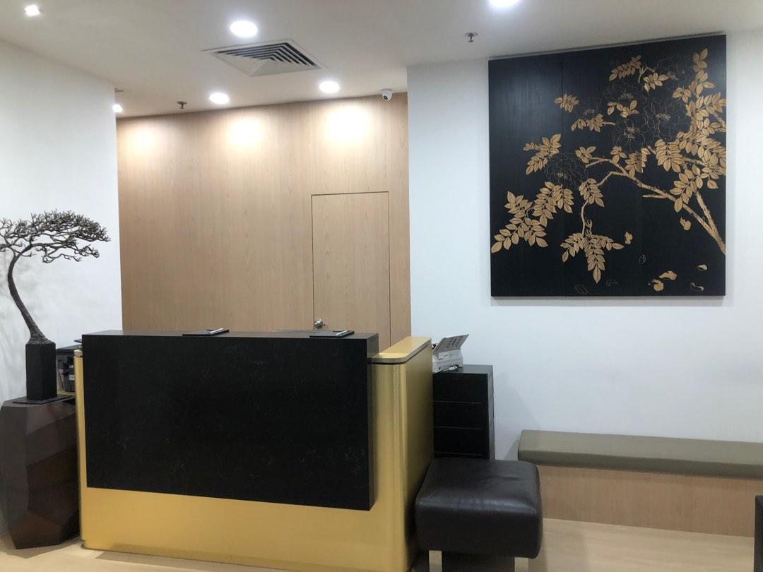 Moveable Reception Table with modern design & Luxe Solid Quartz ...